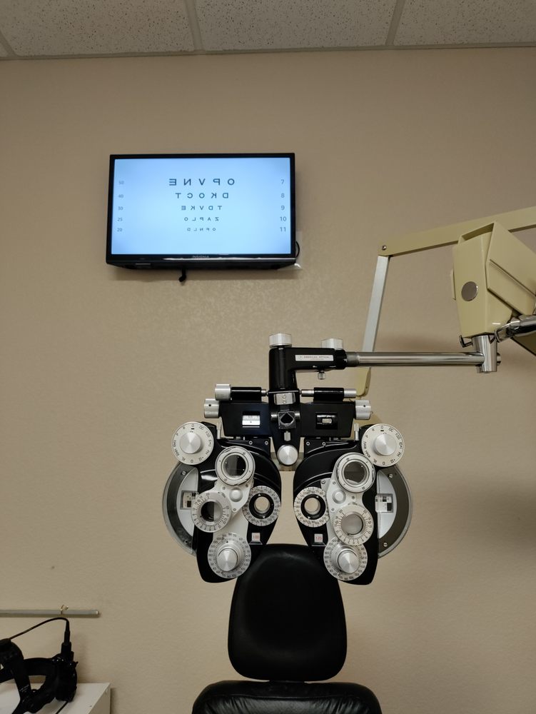 EAGLE EYES VISION CENTER NORTH - Updated October 2025 - 12 Photos ...