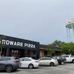 HARDWARE PIZZA - Updated September 2025 - 90 Photos & 111 Reviews - 131 ...