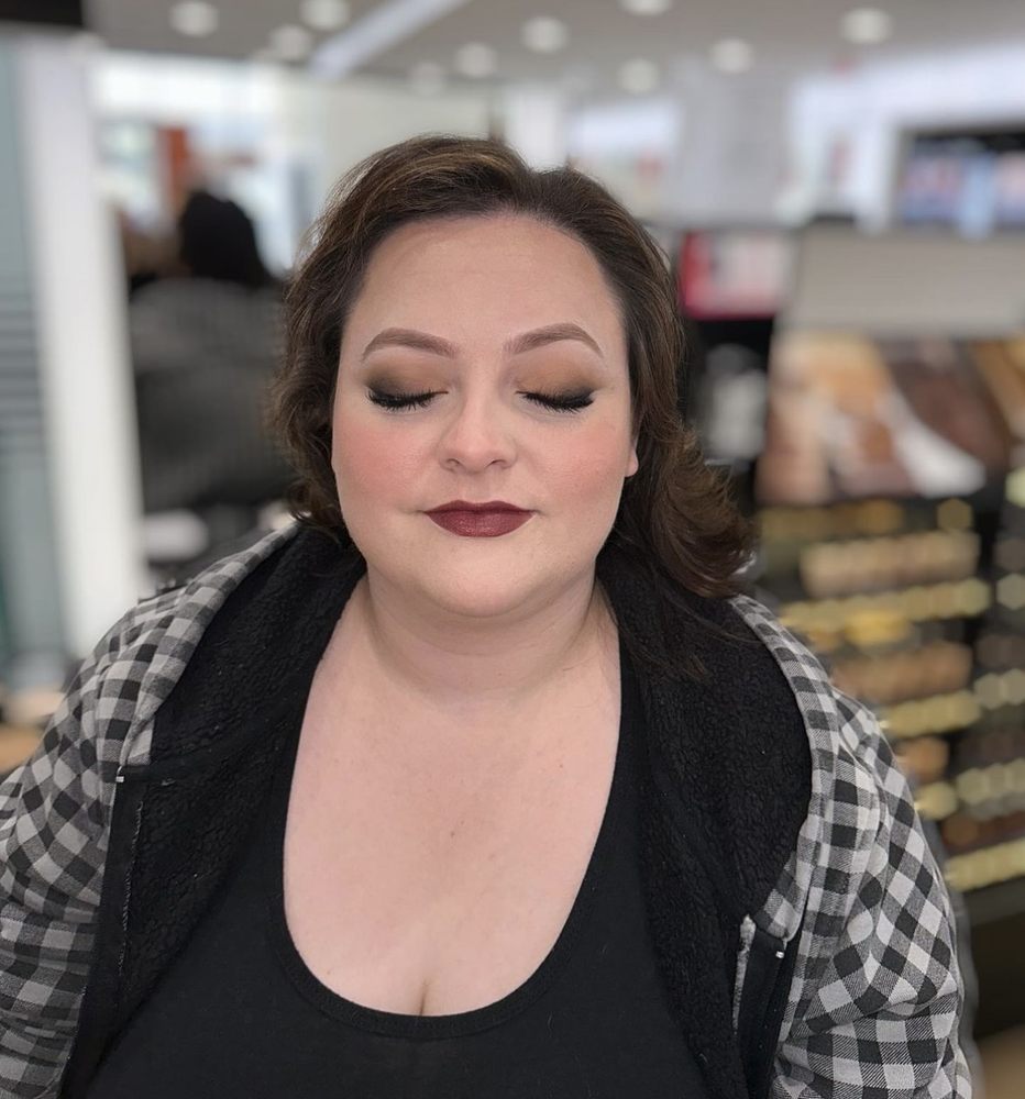 MAKEOVER BY JENN - Updated June 2024 - 12 Photos - Santa Maria ...