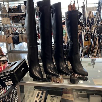 NORDSTROM RACK - Updated October 2025 - 123 Photos & 77 Reviews - 4036 ...