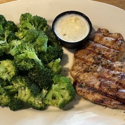 BLUE 32 SPORTS GRILL - Updated October 2025 - 133 Photos & 301 Reviews ...