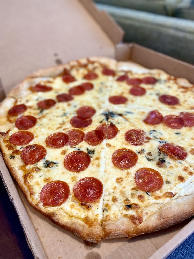 PERFECTO PIZZA NSB - Updated September 2025 - 45 Photos & 23 Reviews ...