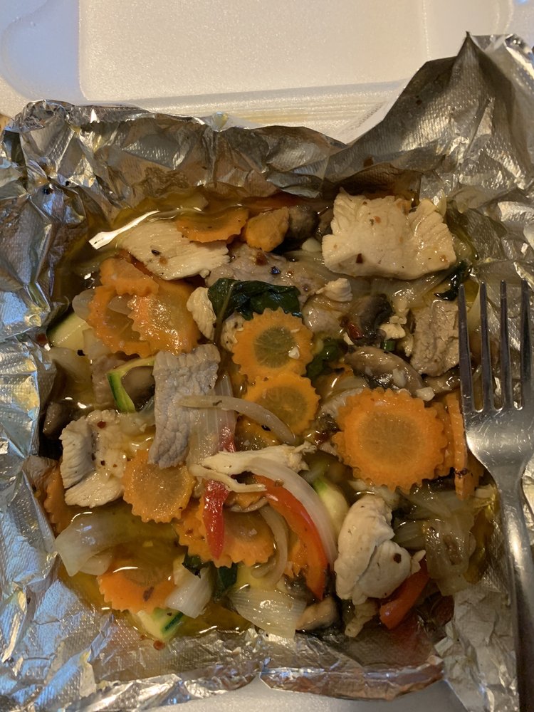 TUPPEE TONG THAI RESTAURANT - 80 Photos & 104 Reviews - 310 W Main St ...