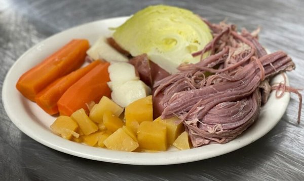 STRAFFORD FARMS FAMILY RESTAURANT & LOUNGE - Updated May 2026 - 32 ...