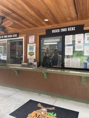 THE MAIN MOOSE - Updated August 2025 - 70 Photos & 89 Reviews - 94 ...