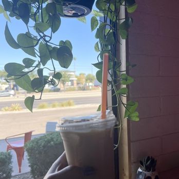 WINDOW COFFEE BAR - 279 Photos & 248 Reviews - 903 W Camelback Rd ...