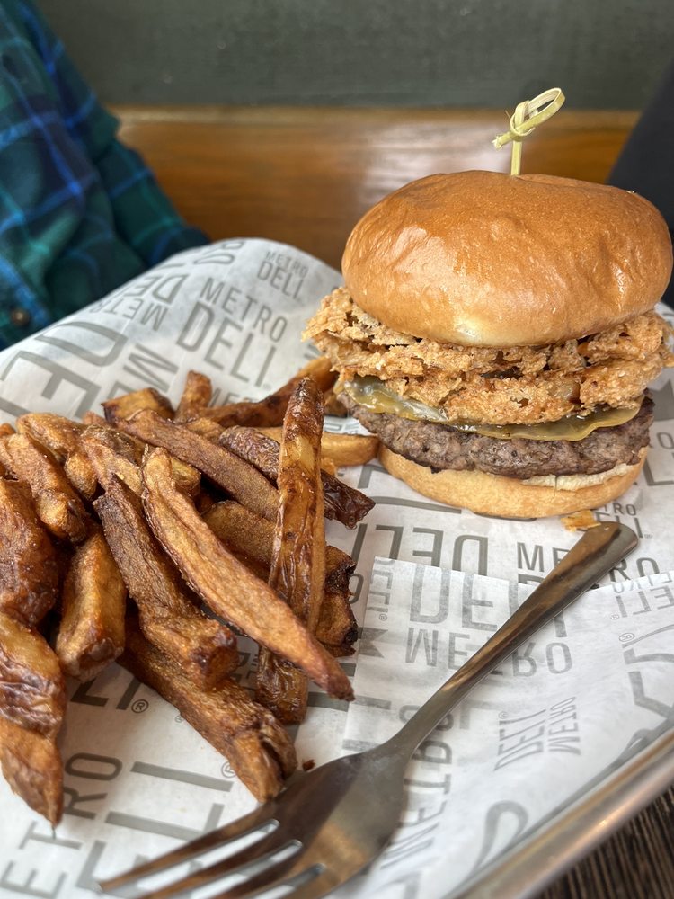 LOCK 29 MONT CLARE - 45 Photos & 42 Reviews - 127 Bridge St, Mont Clare ...