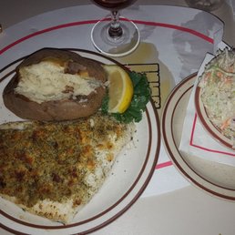 BARNACLE BILLY’S - 383 Photos & 500 Reviews - 70 Perkins Cove Rd ...