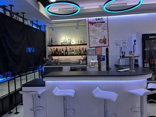 GRIT BXNG - Updated October 2025 - 111 Photos & 146 Reviews - 9 E 16th ...