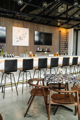 FORE SCORE A GOLF TAVERN - Updated July 2024 - 153 Photos & 39 Reviews ...