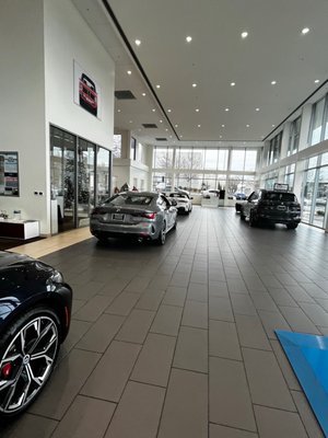 LEITH BMW - Updated December 2025 - 39 Photos & 156 Reviews - 5603 ...