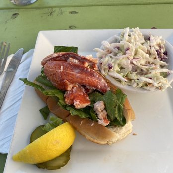HARBORWALK RESTAURANT - Updated July 2024 - 69 Photos & 80 Reviews - 37 ...