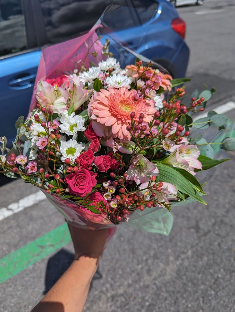FELTHOUSEN’S FLORIST - Updated May 2026 - 1475 Western Ave, Albany, New ...
