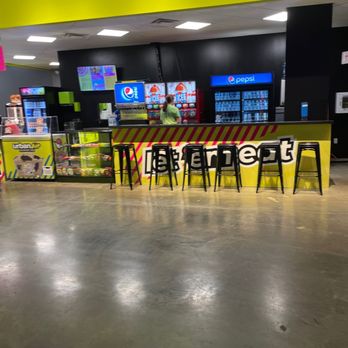 URBAN AIR TRAMPOLINE AND ADVENTURE PARK - Updated November 2025 - 43 ...