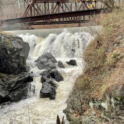 YANTIC FALLS - 65 Photos - 210 Yantic St, Norwich, Connecticut ...