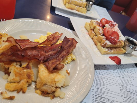 MONTCLAIR DINER - 123 Photos & 129 Reviews - 613 Valley Rd, Montclair ...