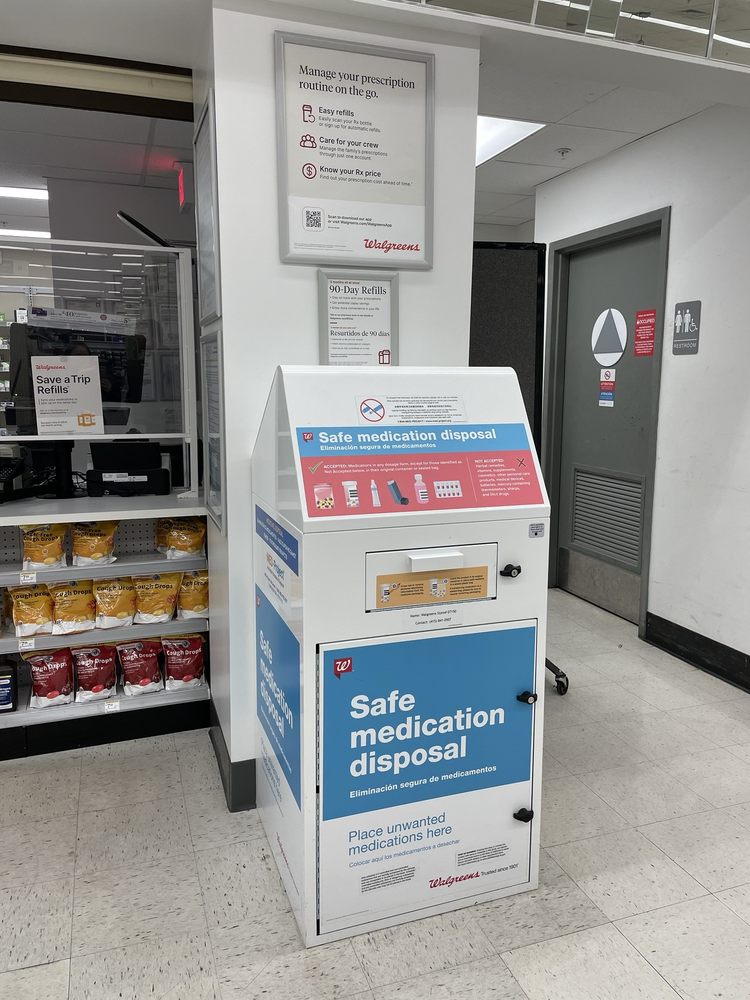 WALGREENS - Updated December 2024 - 39 Photos & 66 Reviews - 965 Geneva ...