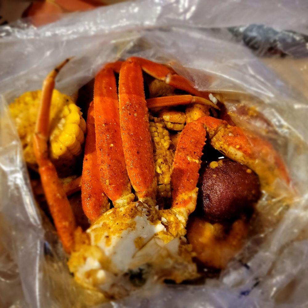 CRAFTY CRAB - Updated December 2024 - 47 Photos & 57 Reviews - 2499 ...