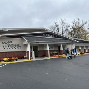 RIESBECK FOOD MARKET - Updated October 2025 - 800 Howard St, Zanesville ...