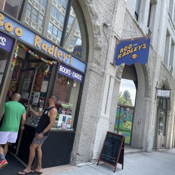 BOO RADLEY’S - Updated December 2025 - 71 Photos & 126 Reviews - 232 N ...