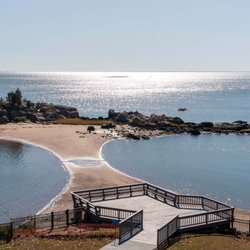 THE CONNECTICUT HOSPICE - 62 Photos & 10 Reviews - 100 Double Beach Rd ...