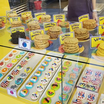 EILEEN’S COLOSSAL COOKIES - Updated September 2025 - 31 Photos & 35 ...