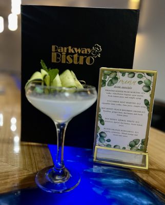 PARKWAY BISTRO - Updated December 2025 - 340 Photos & 122 Reviews ...