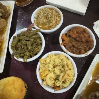 BOSS QUEENS SOUL CAFE - Updated December 2024 - 360 Photos & 262 ...