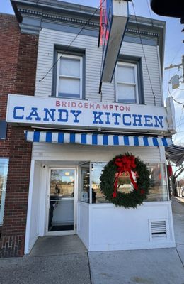 BRIDGEHAMPTON CANDY KITCHEN - Updated July 2025 - 66 Photos & 109 ...