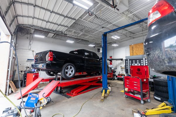 PRECISION COLLISION CENTER - Updated October 2024 - 268 Photos & 122 ...