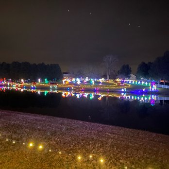 FIELDSTREAM FARM AND CHRISTMAS LIGHTS - Updated January 2025 - 89 ...