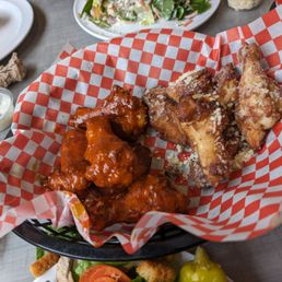 ROUND TABLE PIZZA - Updated July 2025 - 167 Photos & 280 Reviews ...