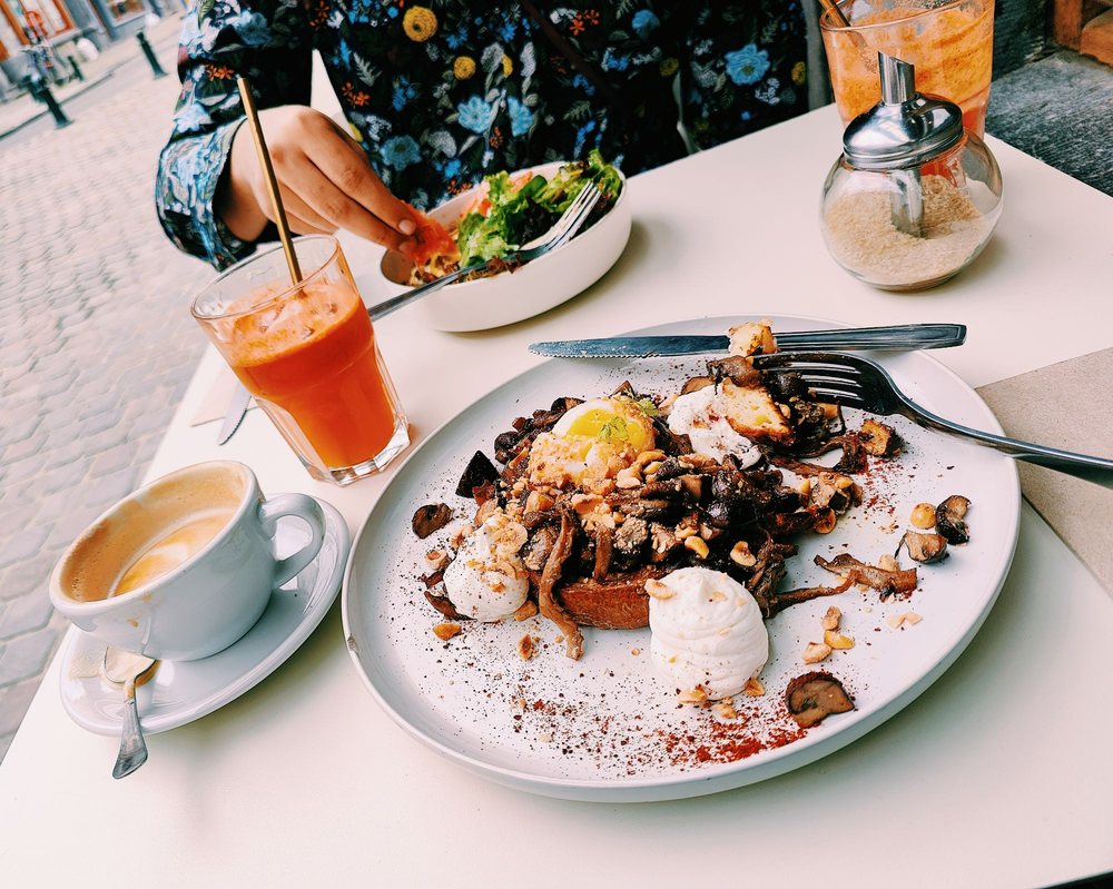 CALEO CAFÉ - Updated November 2024 - Rue Bouré, 1, Ixelles, Région de ...