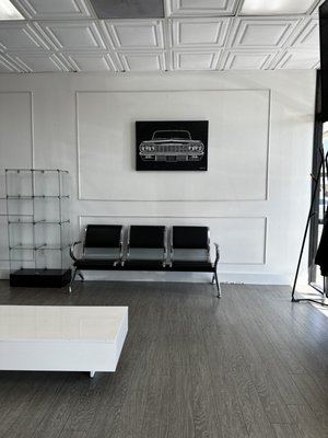 CLASSIC MEN BARBERSHOP - Updated December 2025 - 12 Photos & 12 Reviews ...