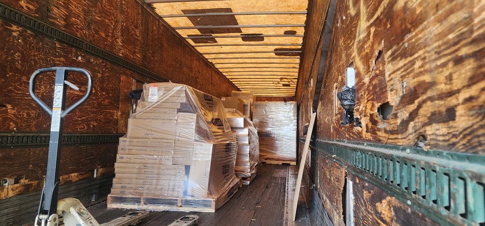 HOLLYWOOD DELIVERY SERVICE - Updated October 2025 - 37 Reviews - 2828 S Willow Ave, Bloomington ...