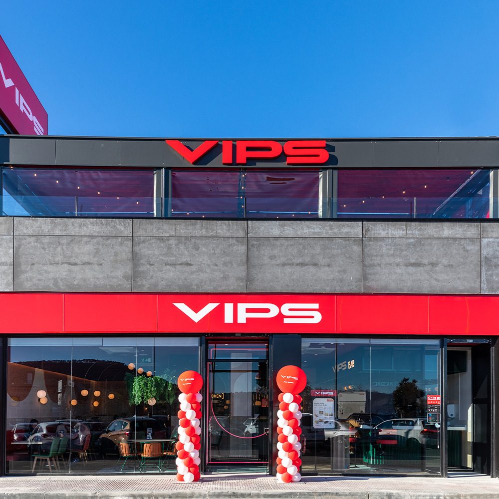 VIPS - Updated January 2025 - 21 Photos - Avenida Juan Carlos I ...