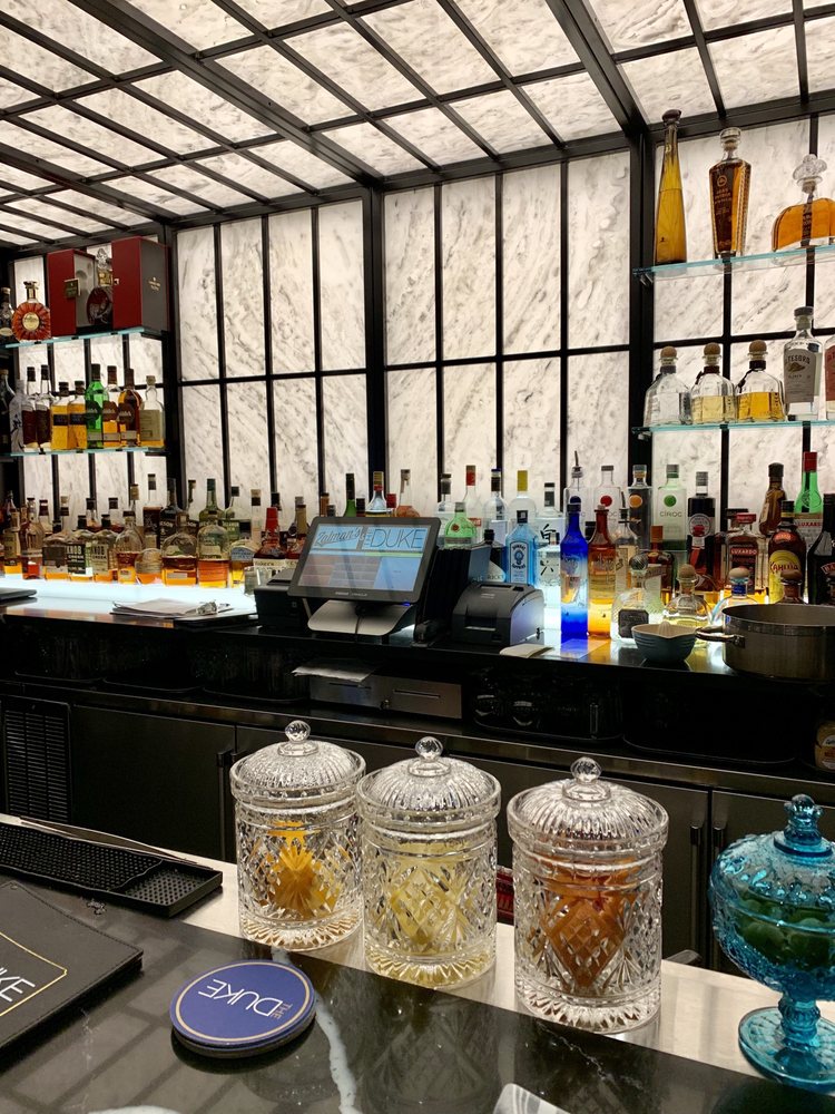 THE DUKE LOUNGE - 78 Photos & 15 Reviews - 39475 Woodward Ave ...