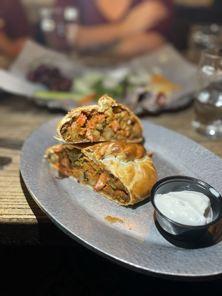 CORNISH PASTY - Updated July 2024 - 877 Photos & 796 Reviews - 7 W ...