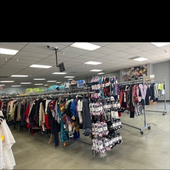 GOODWILL OF SILICON VALLEY - Updated May 2025 - 110 Photos & 119 ...