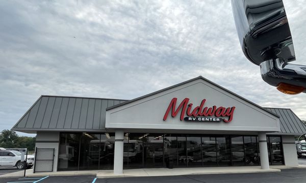 MIDWAY RV CENTER - Updated October 2025 - 52 Photos & 17 Reviews - 5590 ...