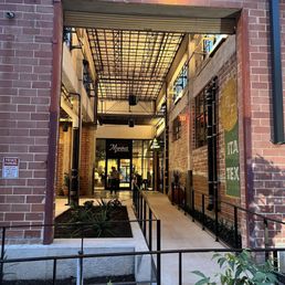 FIFE & FARRO - Updated October 2025 - 465 Photos & 203 Reviews - 221 ...