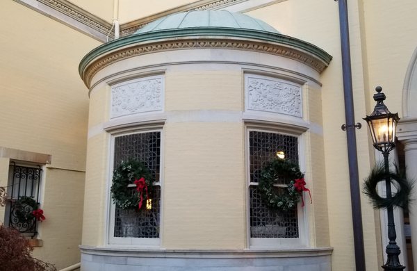 EVERGREEN MUSEUM & LIBRARY - 31 Photos & 10 Reviews - 4545 N Charles St ...