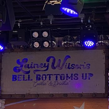 LAINEY WILSON’S BELL BOTTOMS UP - Updated June 2025 - 105 Photos & 65 ...