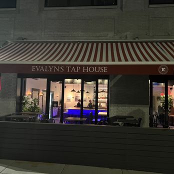 EVALYN’S TAP HOUSE - Updated January 2026 - 161 Photos & 42 Reviews ...