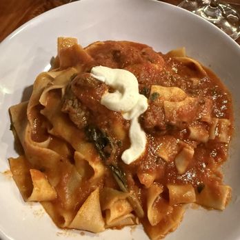 MAMASAMAS RESTAURANT - Updated April 2025 - 76 Photos & 26 Reviews ...