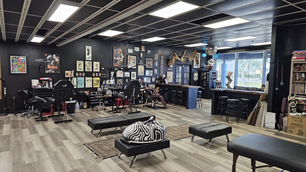 HOWL TATTOO & PIERCING - Updated July 2025 - 76 Photos & 29 Reviews ...