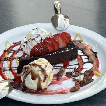 THE CHEW CHEW - Updated December 2025 - 135 Photos & 278 Reviews - 33 E ...