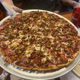JIM’S RAZORBACK PIZZA - Updated June 2025 - 94 Photos & 98 Reviews ...