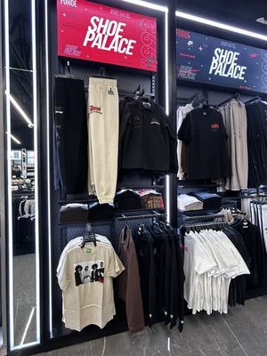 SHOE PALACE - Updated January 2026 - 13 Photos - 4180 Blue Diamond Rd ...