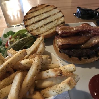 CLOCK TOWER INN PUB & BISTRO - Updated June 2025 - 51 Photos & 26 ...